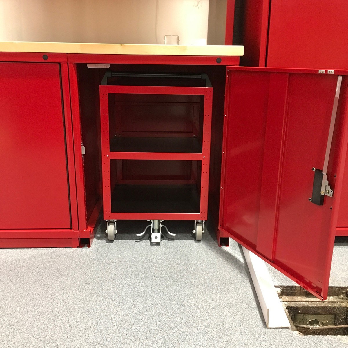 Image Gallery: Automotive & Distribution Centers | Borroughs